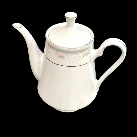 Crown Ming | Dining | Crown Ming Vintage Coffee Pot Silver Rimmed ...